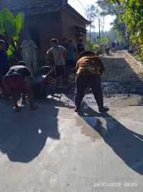 Pembagunan Cor Rabat Beton Jalan Lingkungan Termin I di 4 Paduku